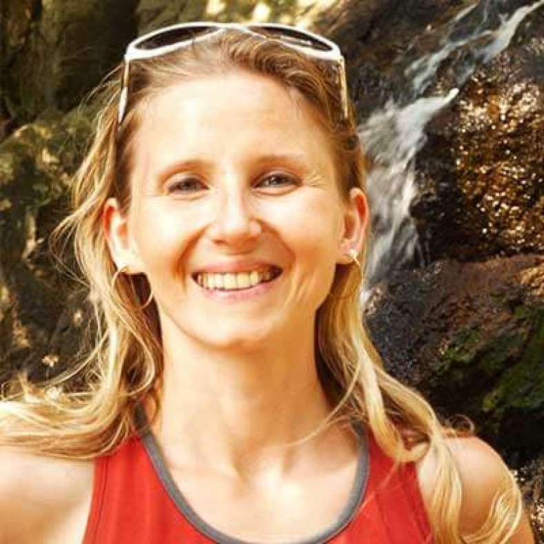 Nackt Yoga mit Elke - Kundenbereich • becomePro